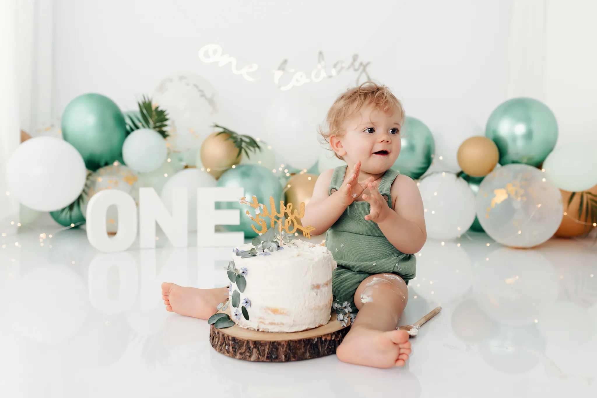 Cake Smash Ideas: How to Plan Your First Shoot