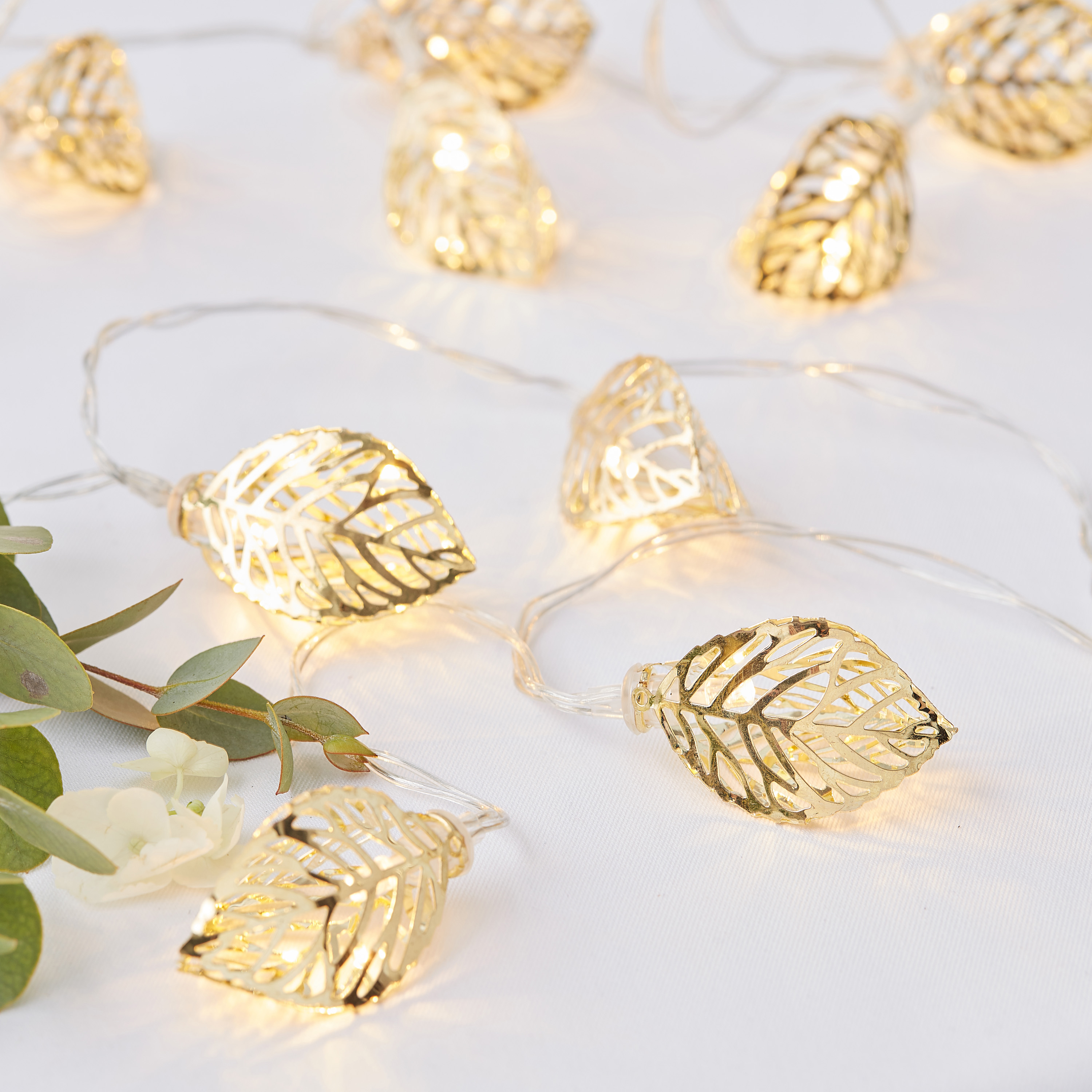 Gold Vine Leaf String Lights | Ginger Ray
