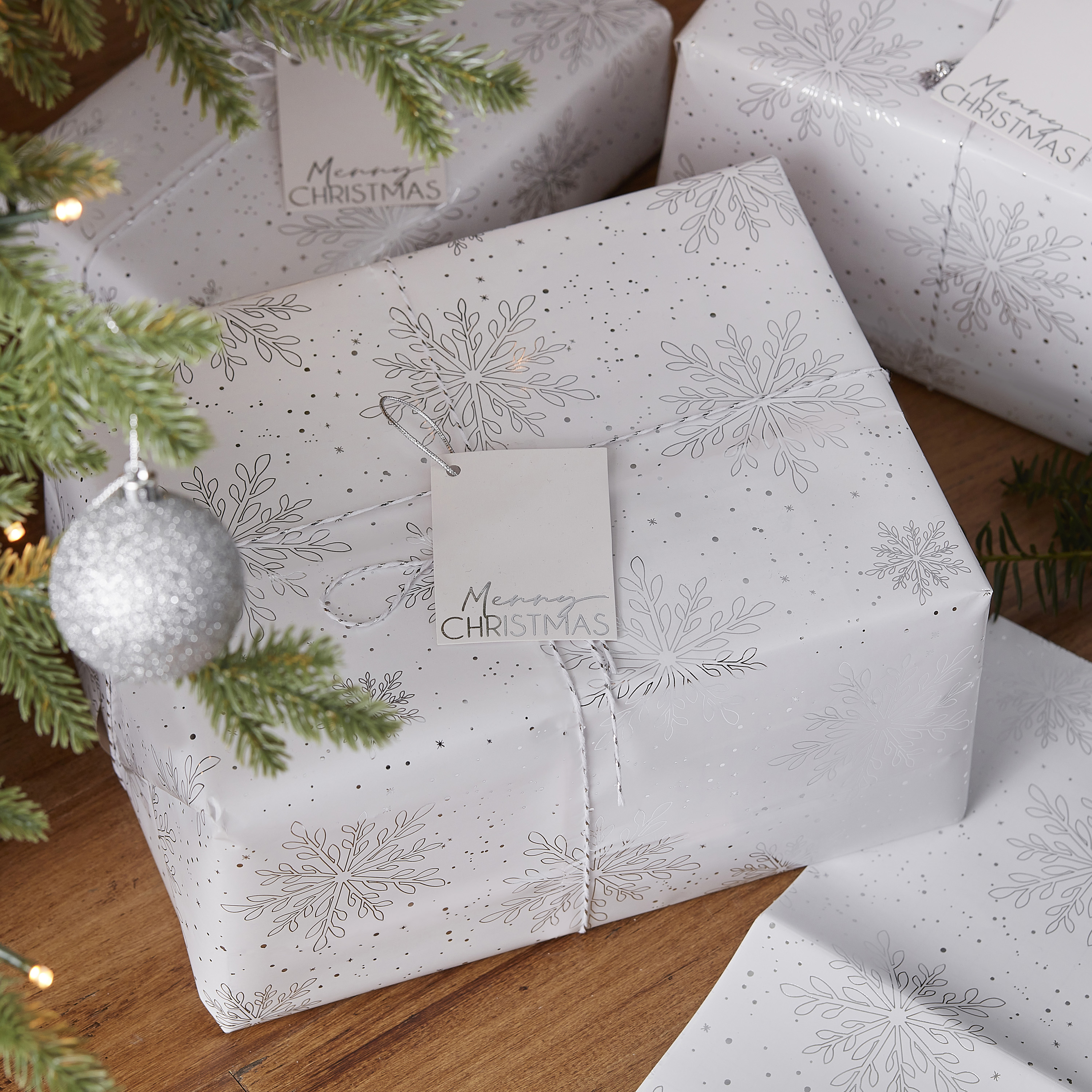 Silver Christmas Wrapping Paper - Silver Foiled Snowflake Wrapping Kit ...