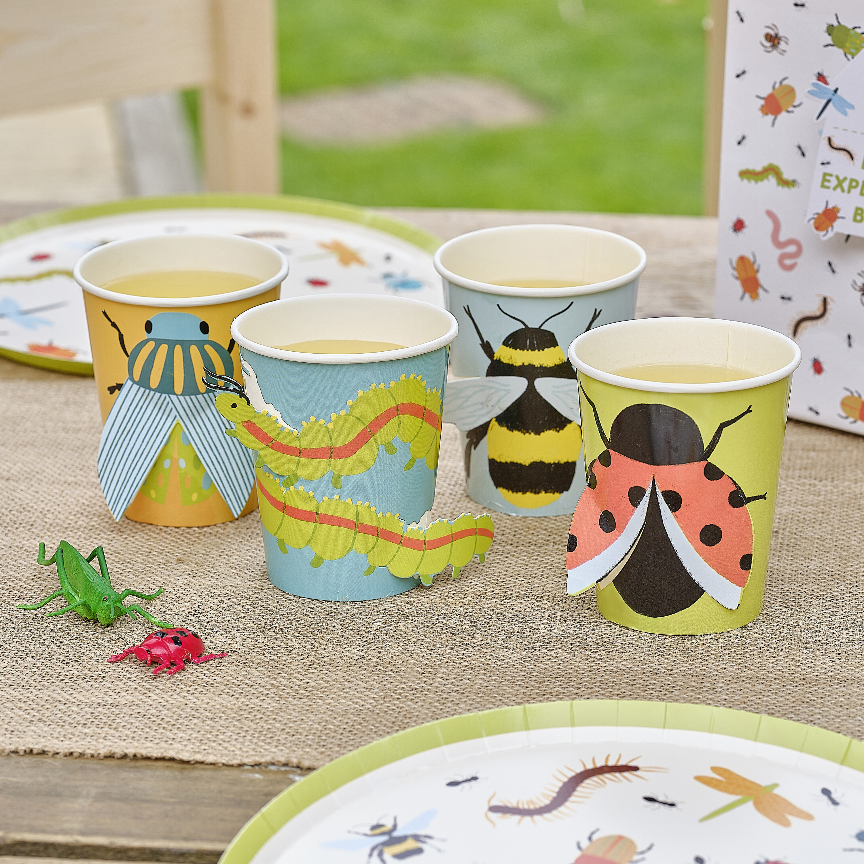 Bug Party Pop Out 3D Paper Cups Eco Friendly Kids Party | Ginger Ray