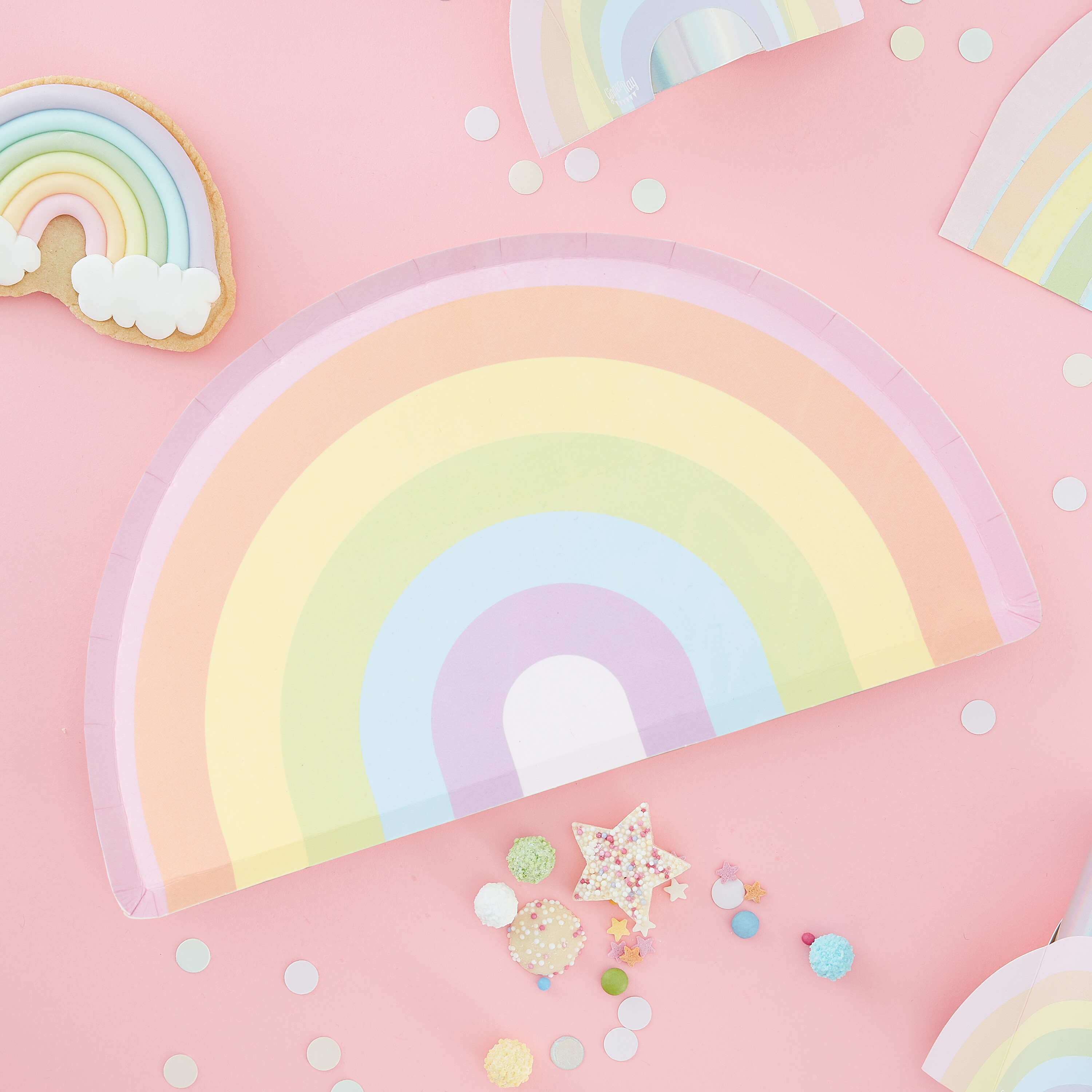 Pastel Rainbow Plates | Ginger Ray